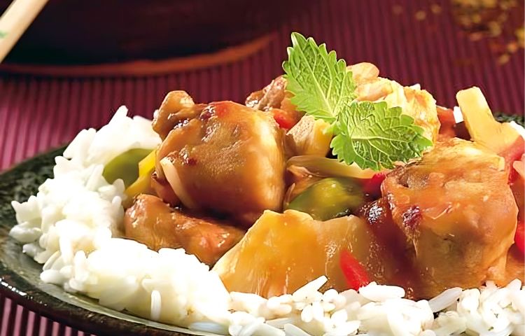 Filet de poulet, sauce aigre-douce et légumes chinois | Colruyt Group ...